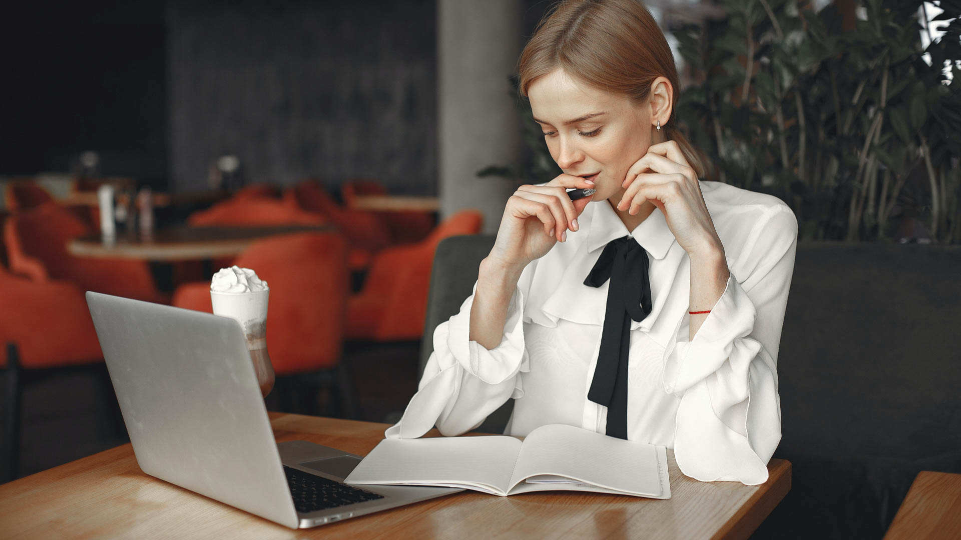 Best Business Acronyms Explained: Top 100 Essential Terms