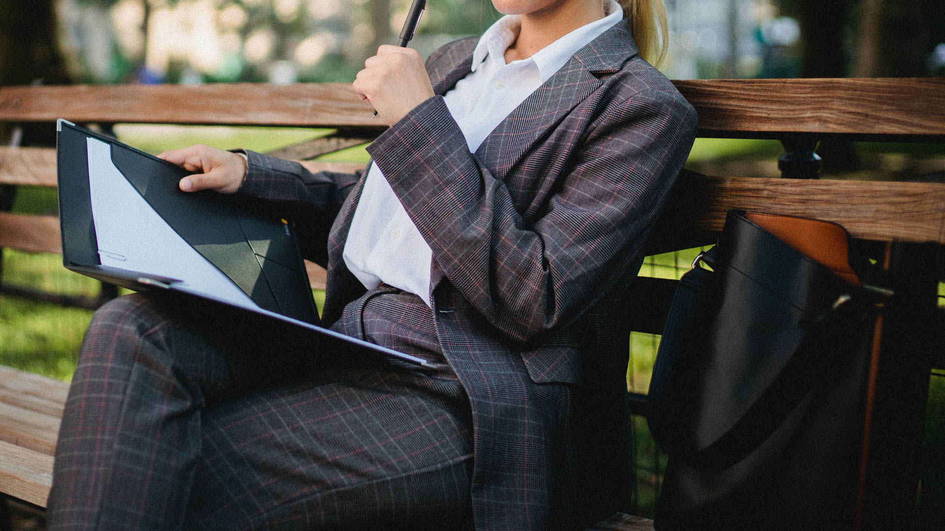 Personality Interview Questions: Top 27 with Example Answers