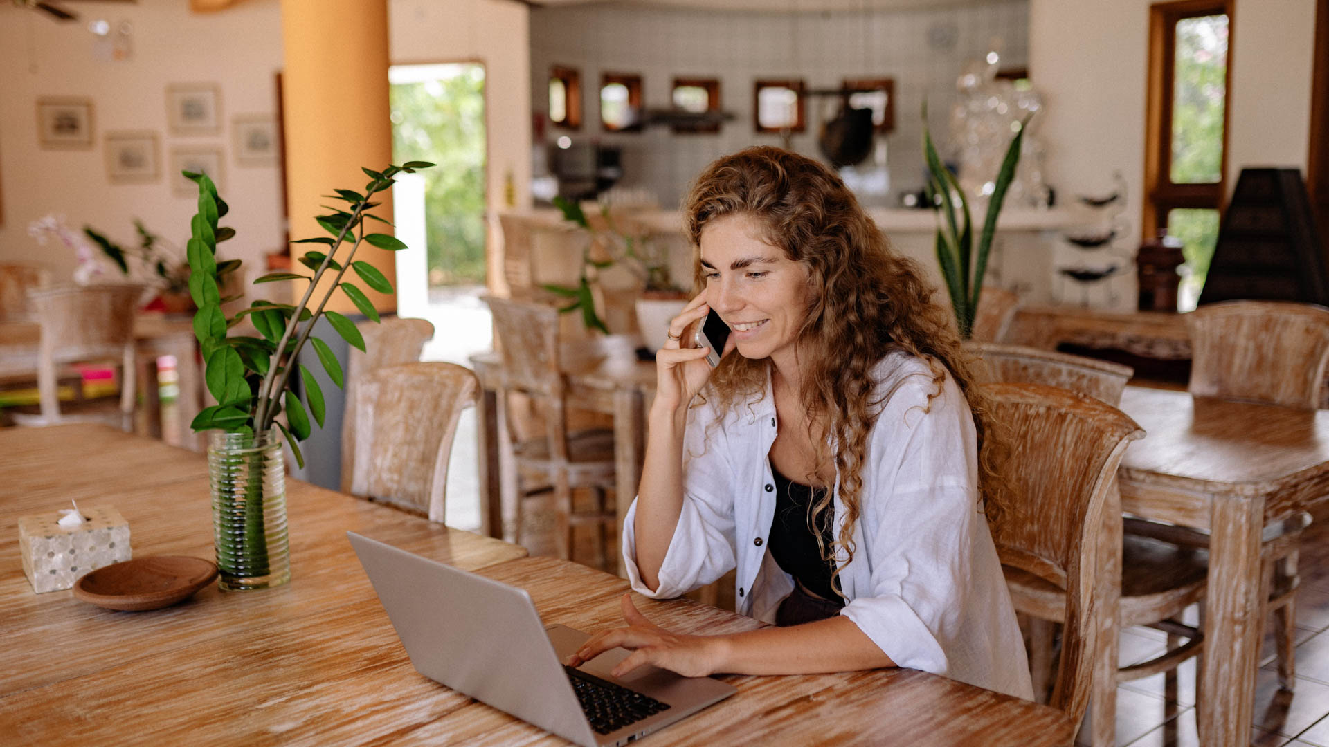 Actor Job Description: Key Opportunities, Skills, and Insights